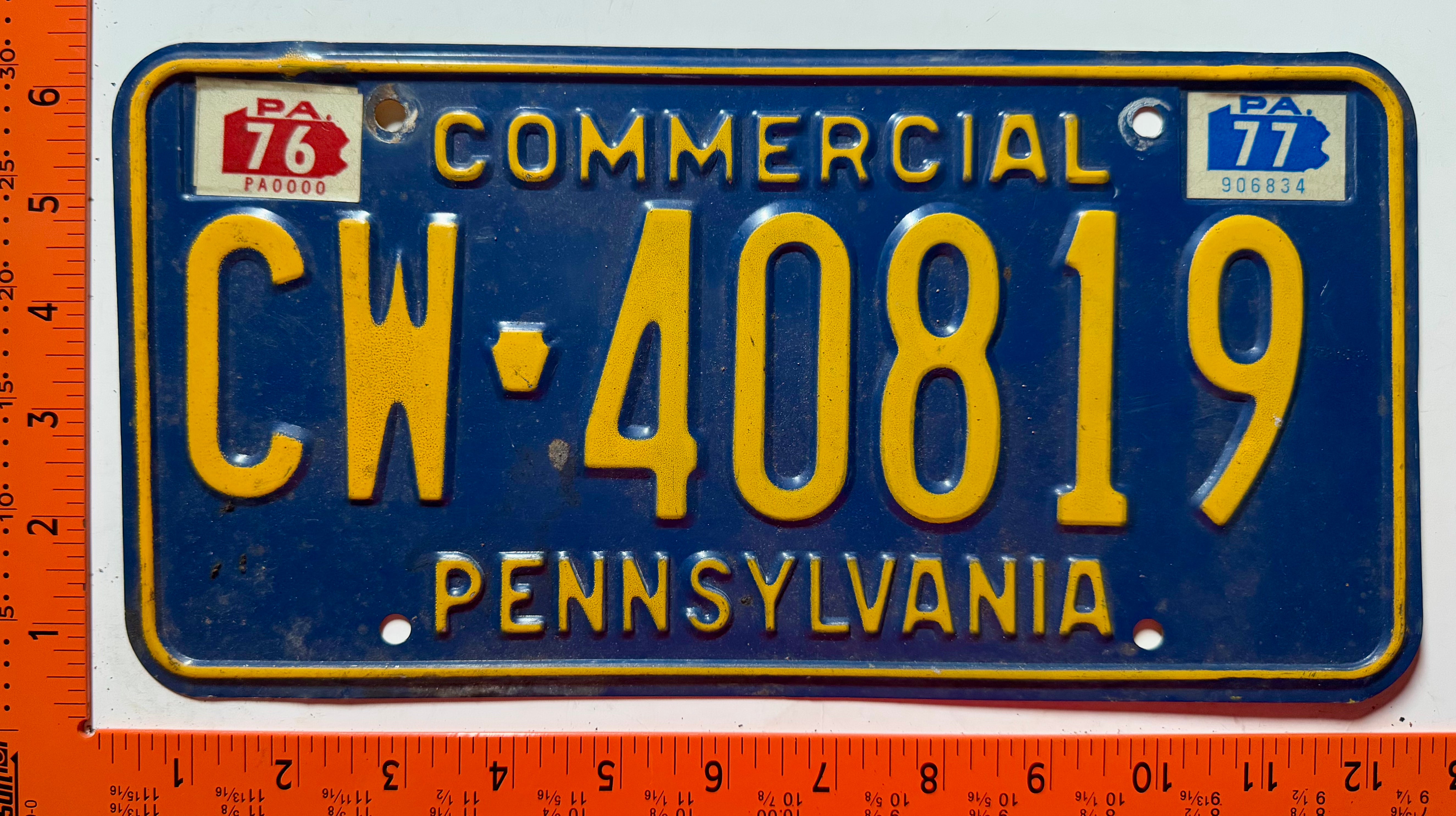 1976/1977 Pennsylvania #CW-40819 Commercial License Plate – LicensePl8s.com